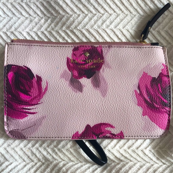 kate spade | Bags | Kate Spade Small Wristlet Roses | Poshmark